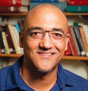 Not Straight, Not White: A Student Interview with Kevin Mumford – NOTCHES